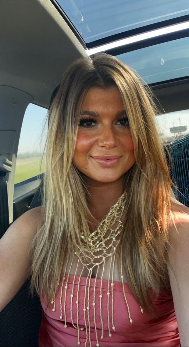 Sun Kissed Selfie Comply