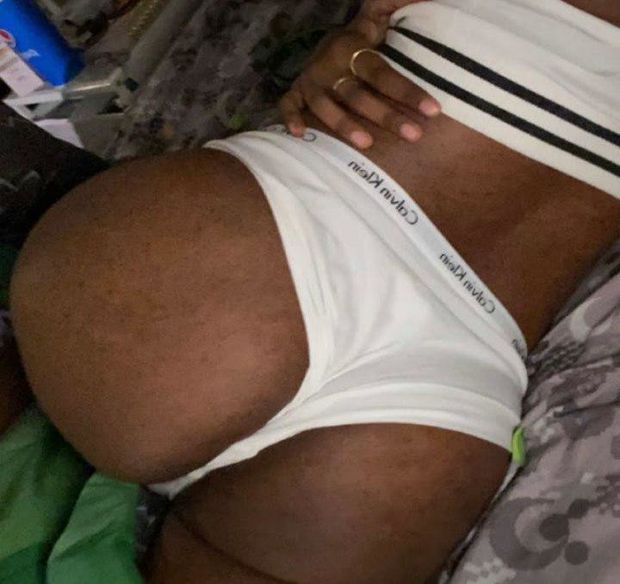 Tamil Amila Showing Some Ass Realpic31
