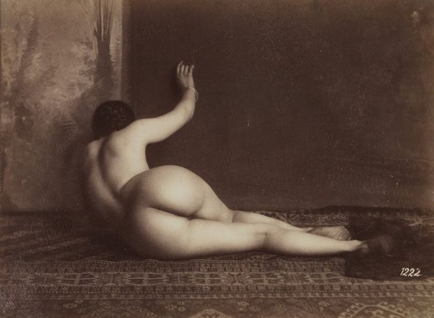 Glorious Retro Butt Poldeb