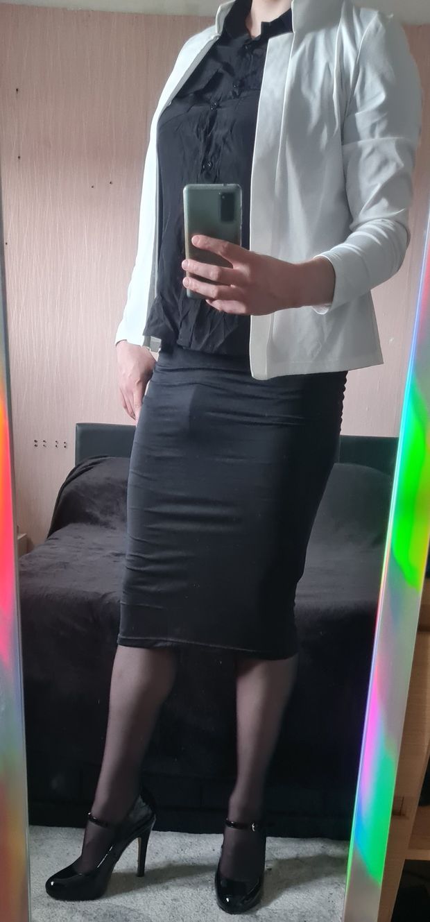 Can You See My Bulge Brutallyhonestbill
