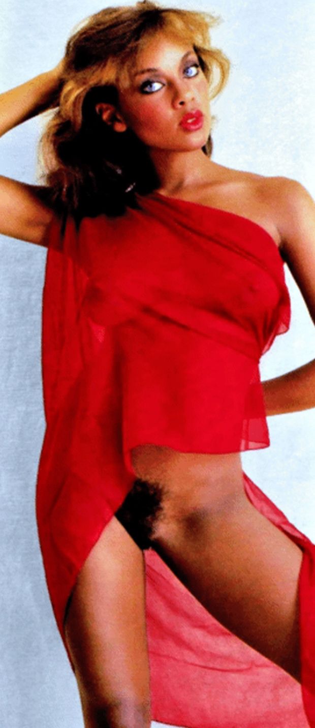 Vanessa Williams Showing Some Muff Who Doesnt Wolf58