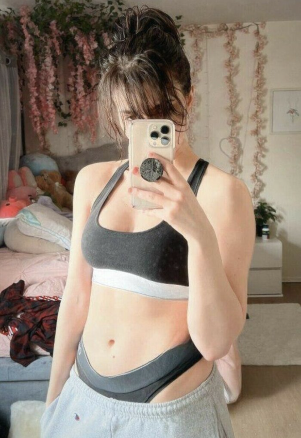 Kaitlin Witcher Streamer Showing Off Her Black Prk6942