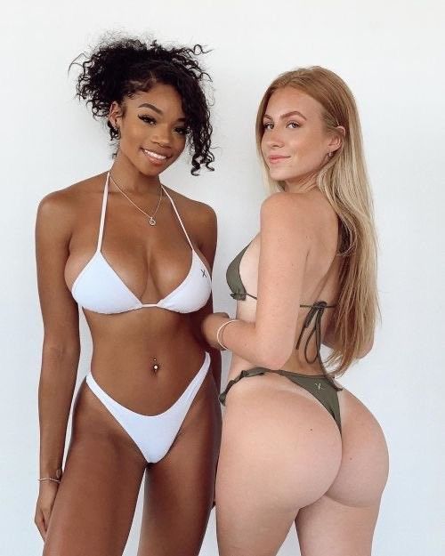 Leilani Barnett And A Friend Cufo510