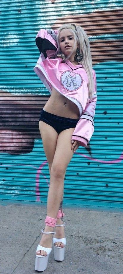 Sexy Blonde Babe Camila Montoya Platforms High Matuzalixxx