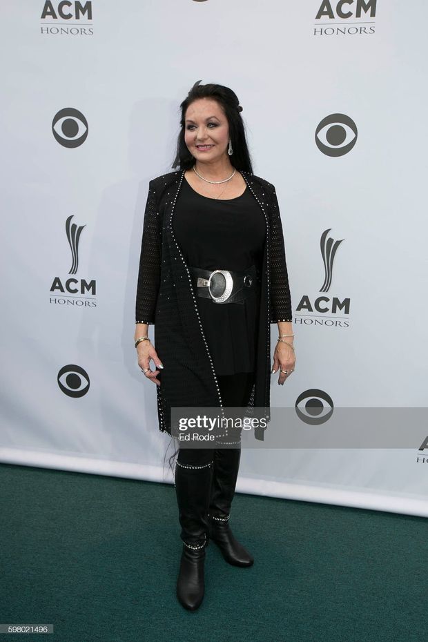 Crystal Gayle 74th Pic Icarusnewport