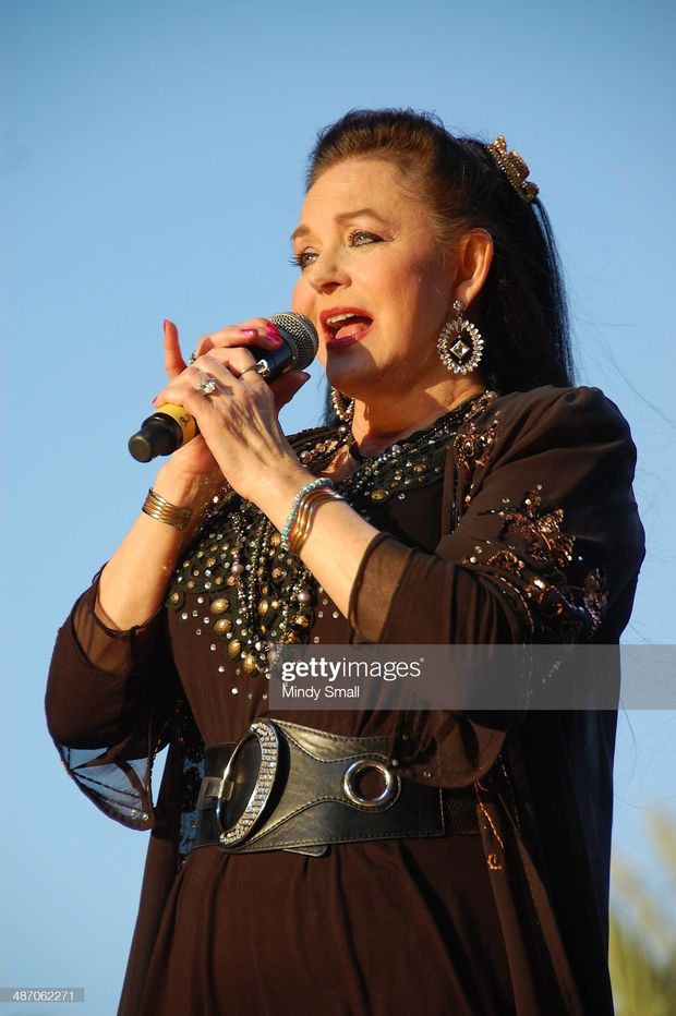 Crystal Gayle 91st Pic Icarusnewport