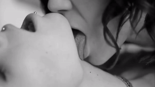 Slow Lesbian Pleasure Epsilonalpha1