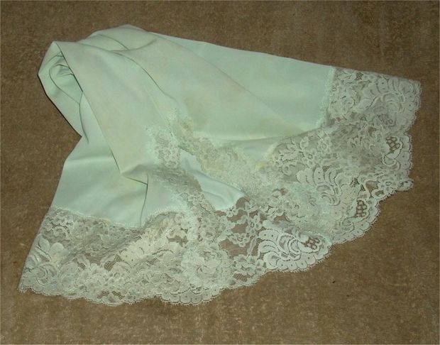 Seafoam Silkenlace