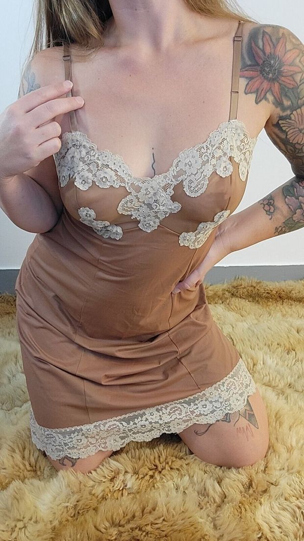 Tats Silkenlace