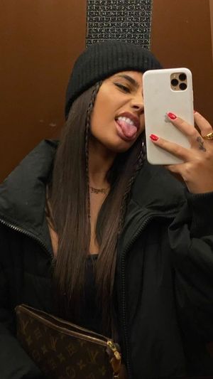Streetwear Pics