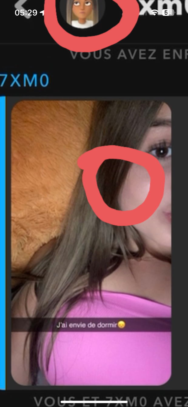 Une Blonde A Triple Menton Nommée Lay Nude Rinafdpdetiakola